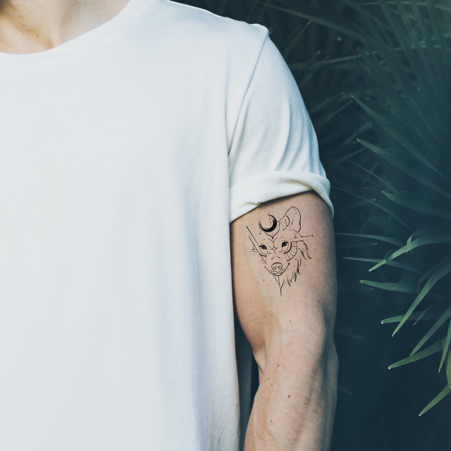 Linework Wolf - Temporäres Tattoo von INKFYNITI.com – Inkfyniti